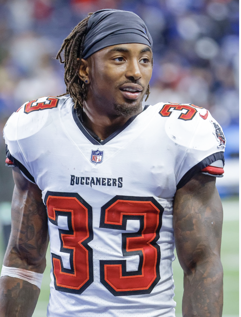Former Jets Dbs Bryce Hall, Jordan Whitehead Reunite With Bucs ...